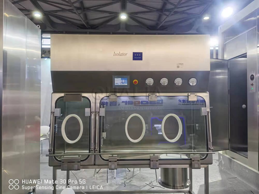 cRABS vs oRABS: Choosing the Right Barrier System - BioSafe Tech by QUALIA